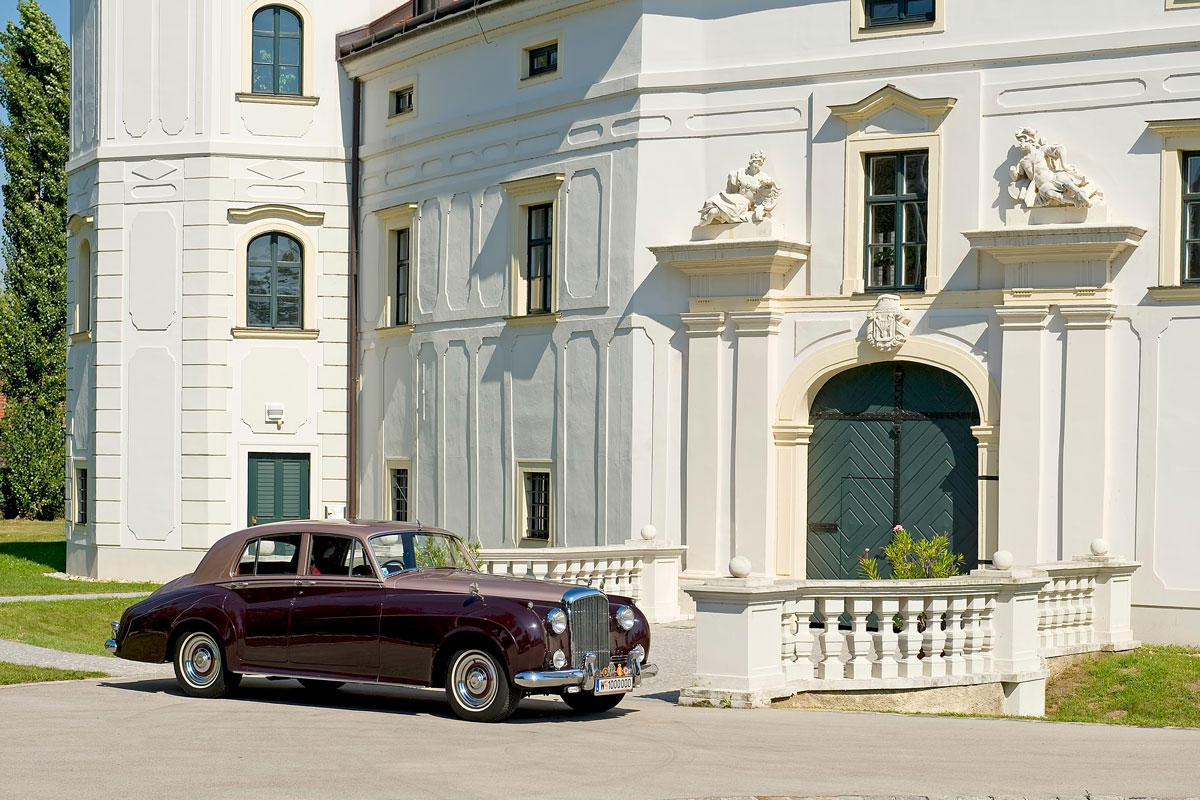 Lease a Bentley | Premier Exotic Car Leasing